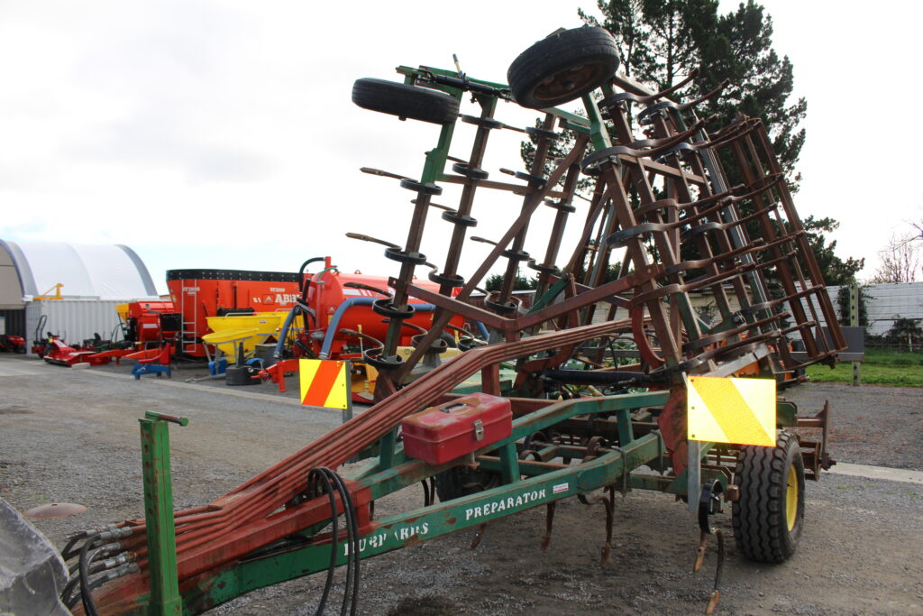 Hubbards 20' 310 Maxitill Cultivator c/w crumblers - NC Equipment