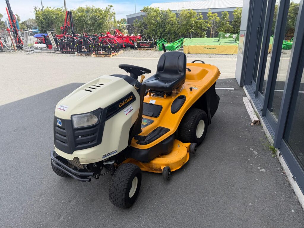 Cub Cadet 1023 Catching Ride on Mower | NC Equipment